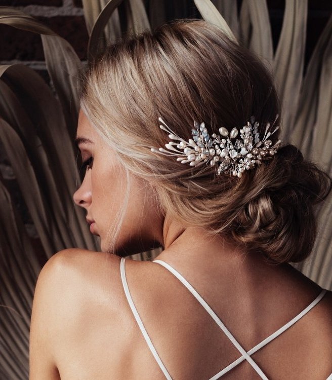 GEMMA BRIDAL COMB – OLIVIA THE WOLF